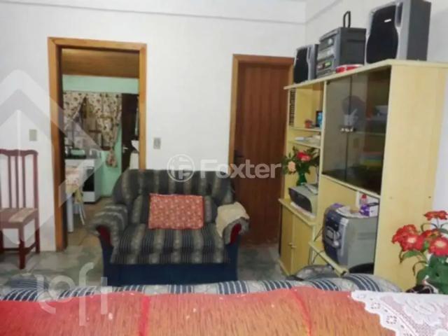 Casa / Sobrado para Venda em Porto Alegre/RS Hípica 2 Quartos