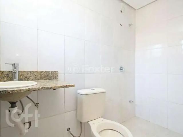 Casa / Sobrado para Venda em Porto Alegre/RS Hípica 2 Quartos