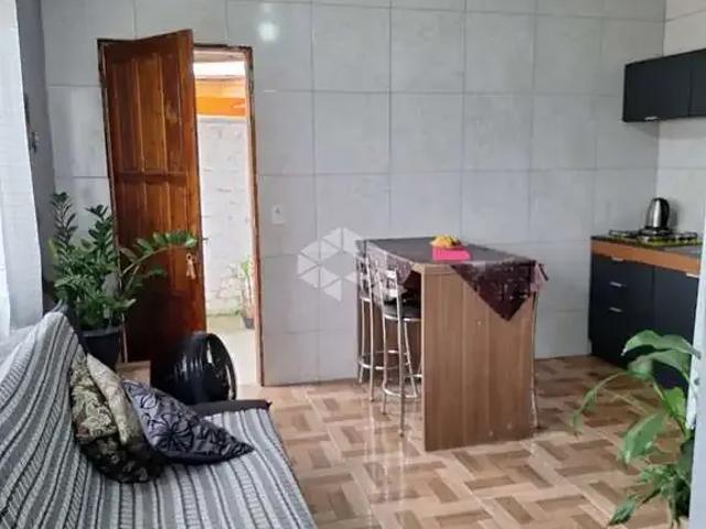 Casa / Sobrado para Venda em Porto Alegre/RS Hípica 2 Quartos