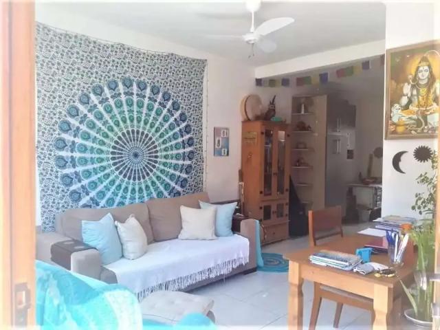 Casa / Sobrado para Venda em Porto Alegre/RS Hípica 2 Quartos