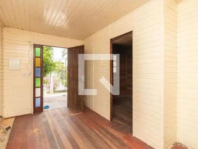 Casa / Sobrado para Venda em Porto Alegre/RS Hípica 2 Quartos