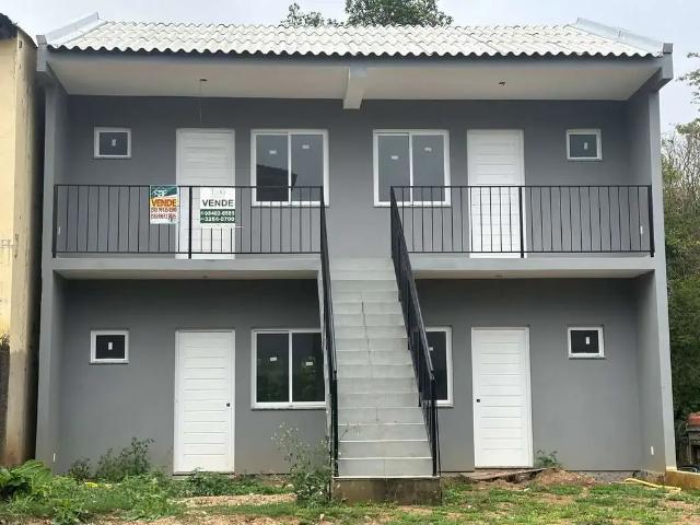Casa / Sobrado para Venda em Porto Alegre/RS Hípica 2 Quartos