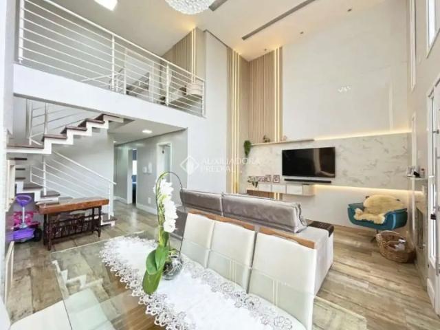 Casa / Sobrado para Venda em Porto Alegre/RS Hípica 2 Quartos