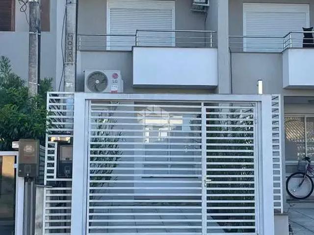 Casa / Sobrado para Venda em Porto Alegre/RS Hípica 2 Quartos