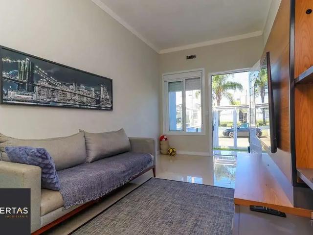 Casa / Sobrado para Venda em Porto Alegre/RS Hípica 2 Quartos