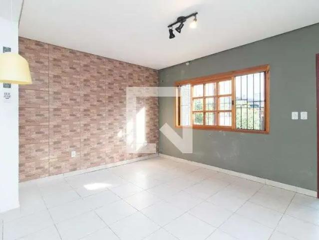 Casa / Sobrado para Venda em Porto Alegre/RS Hípica 2 Quartos