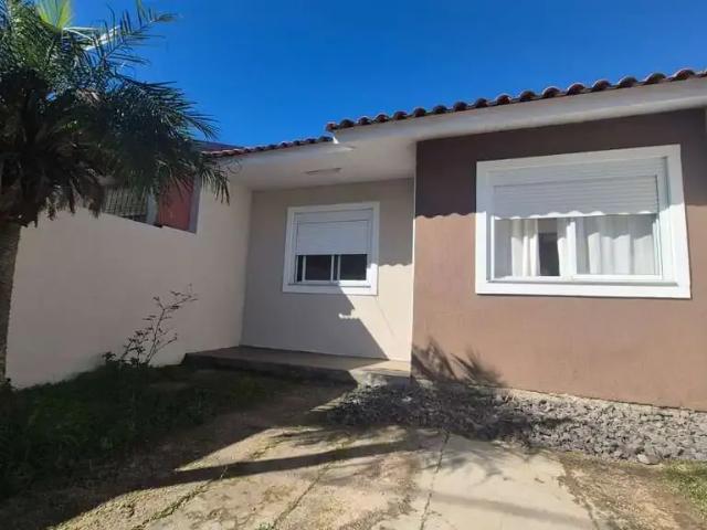 Casa / Sobrado para Venda em Porto Alegre/RS Hípica 2 Quartos