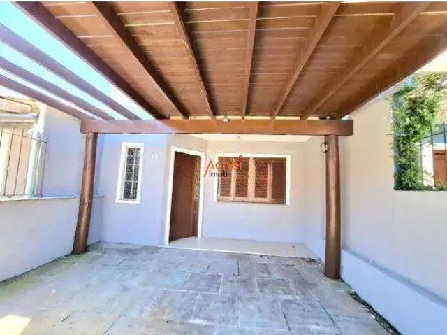 Casa / Sobrado para Venda em Porto Alegre/RS Hípica 2 Quartos