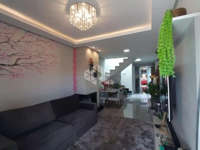 Casa / Sobrado para Venda em Porto Alegre/RS Hípica 2 Quartos