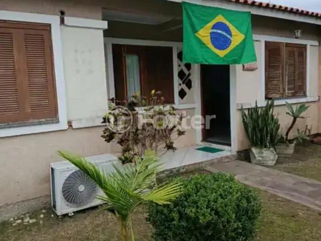 Casa / Sobrado para Venda em Porto Alegre/RS Hípica 2 Quartos