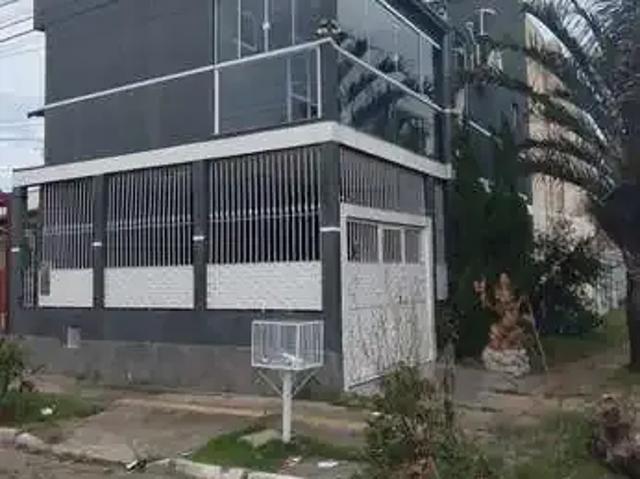 Casa / Sobrado para Venda em Porto Alegre/RS Hípica 2 Quartos