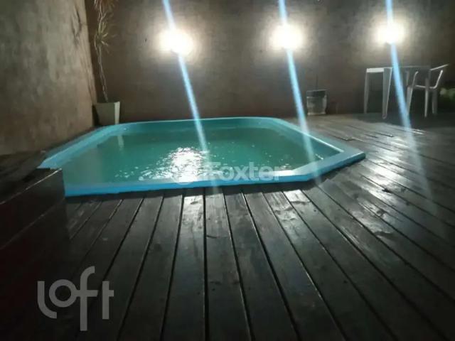 Casa / Sobrado para Venda em Porto Alegre/RS Hípica 2 Quartos