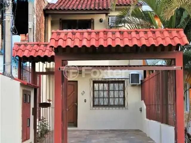 Casa / Sobrado para Venda em Porto Alegre/RS Hípica 2 Quartos