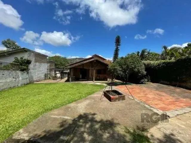 Casa / Sobrado para Venda em Porto Alegre/RS Hípica 2 Quartos