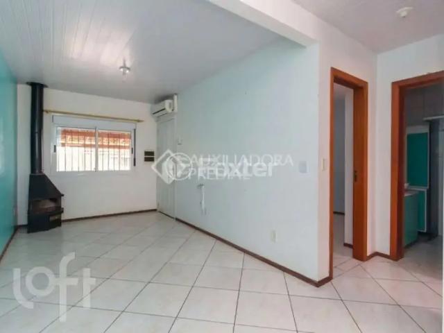 Casa / Sobrado para Venda em Porto Alegre/RS Hípica 2 Quartos