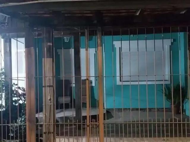 Casa / Sobrado para Venda em Porto Alegre/RS Hípica 2 Quartos