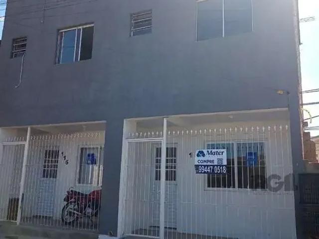 Casa / Sobrado para Venda em Porto Alegre/RS Hípica 2 Quartos