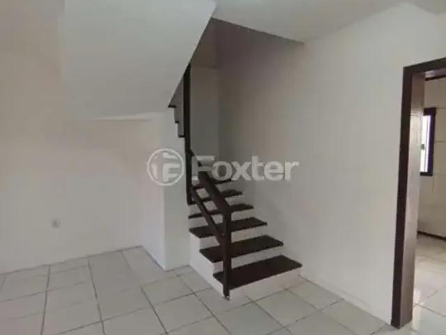 Casa / Sobrado para Venda em Porto Alegre/RS Hípica 2 Quartos