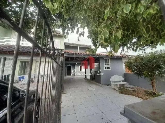 Casa / Sobrado para Venda em Porto Alegre/RS Hípica 2 Quartos