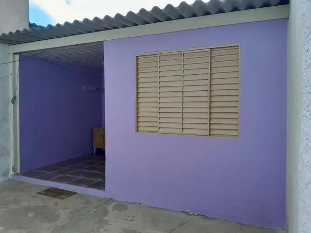 Casa / Sobrado para Venda em Porto Alegre/RS Hípica 2 Quartos