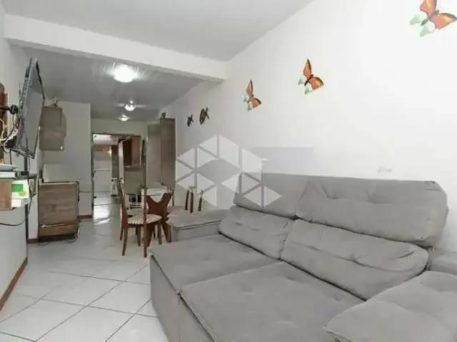 Casa / Sobrado para Venda em Porto Alegre/RS Hípica 2 Quartos