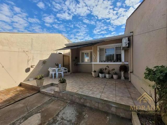 Casa / Sobrado para Venda em Porto Alegre/RS Hípica 2 Quartos