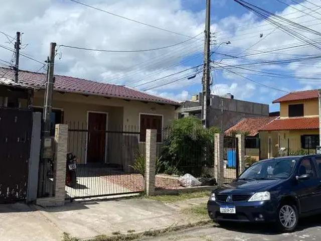 Casa / Sobrado para Venda em Porto Alegre/RS Hípica 2 Quartos
