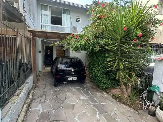 Casa / Sobrado para Venda em Porto Alegre/RS Hípica 2 Quartos