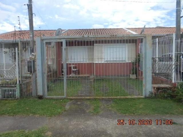Casa / Sobrado para Venda em Porto Alegre/RS Hípica 2 Quartos