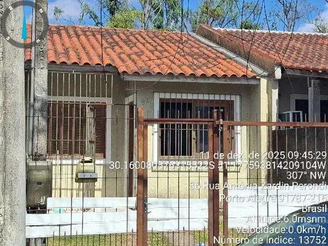 Casa / Sobrado para Venda em Porto Alegre/RS Hípica