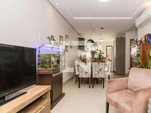 Casa / Sobrado para Venda em Porto Alegre/RS Hípica 4 Quartos