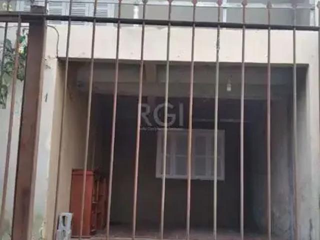 Casa / Sobrado para Venda em Porto Alegre/RS Hípica 4 Quartos