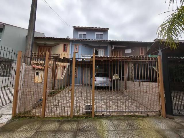 Casa / Sobrado para Venda em Porto Alegre/RS Hípica 4 Quartos