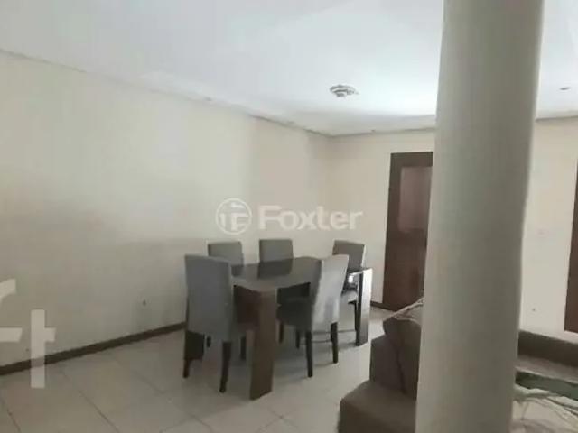 Casa / Sobrado para Venda em Porto Alegre/RS Hípica 4 Quartos
