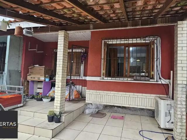 Casa / Sobrado para Venda em Porto Alegre/RS Hípica 4 Quartos