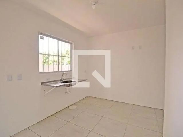 Casa / Sobrado para Venda em Porto Alegre/RS Hípica 6 Quartos