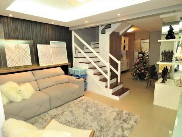 Casa / Sobrado para Venda em Porto Alegre/RS Humaitá 2 Quartos