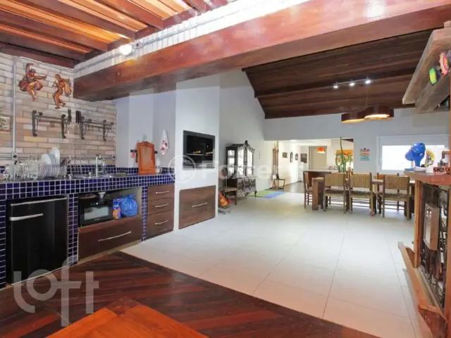 Casa / Sobrado para Venda em Porto Alegre/RS Independência 3 Quartos