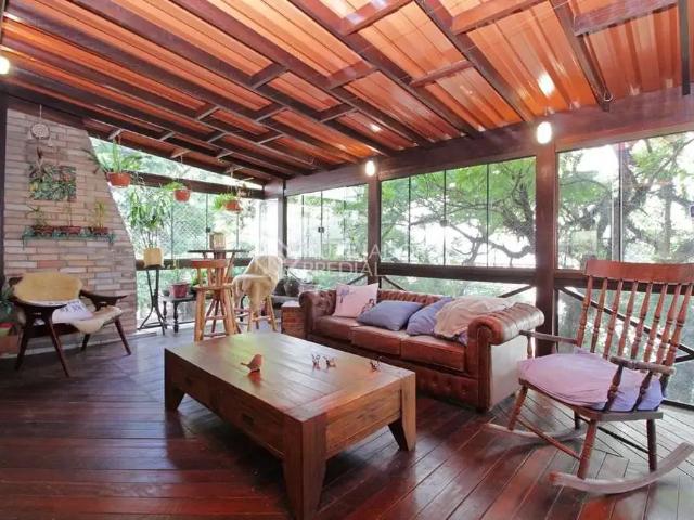 Casa / Sobrado para Venda em Porto Alegre/RS Independência 3 Quartos