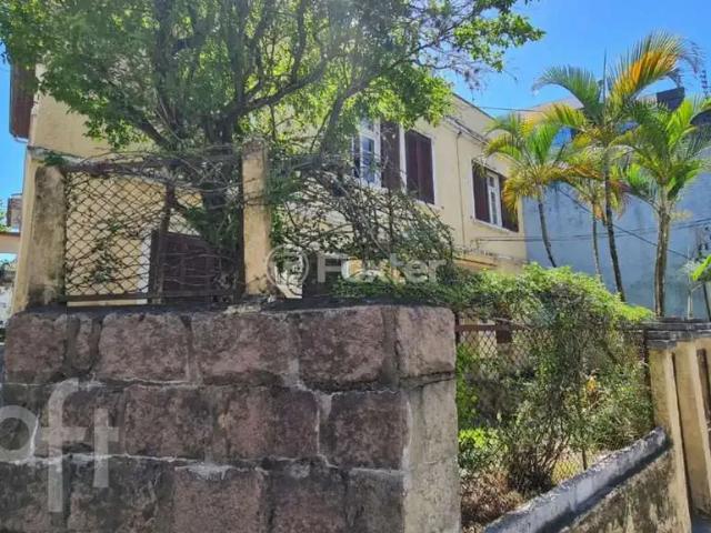 Casa / Sobrado para Venda em Porto Alegre/RS Independência 3 Quartos