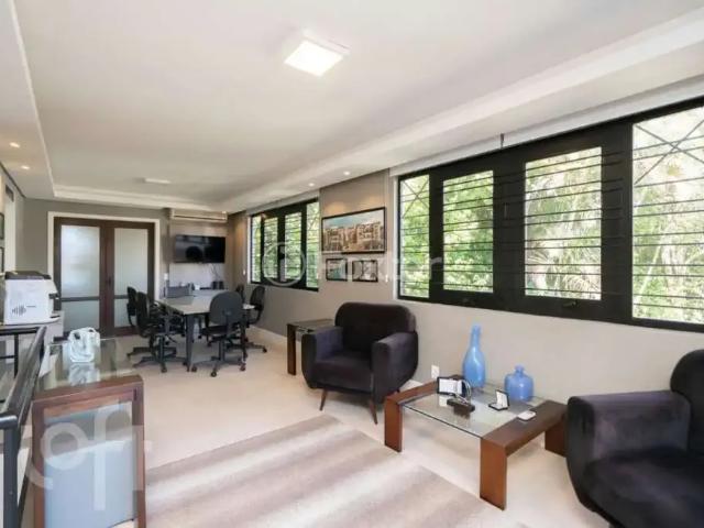 Casa / Sobrado para Venda em Porto Alegre/RS Ipanema 1 Quartos
