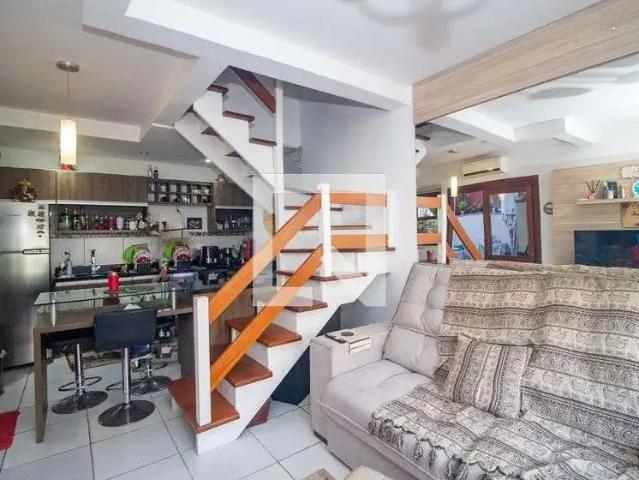 Casa / Sobrado para Venda em Porto Alegre/RS Ipanema 2 Quartos
