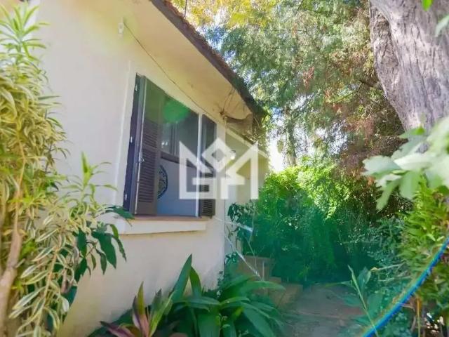 Casa / Sobrado para Venda em Porto Alegre/RS Ipanema 2 Quartos