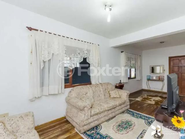 Casa / Sobrado para Venda em Porto Alegre/RS Ipanema 2 Quartos