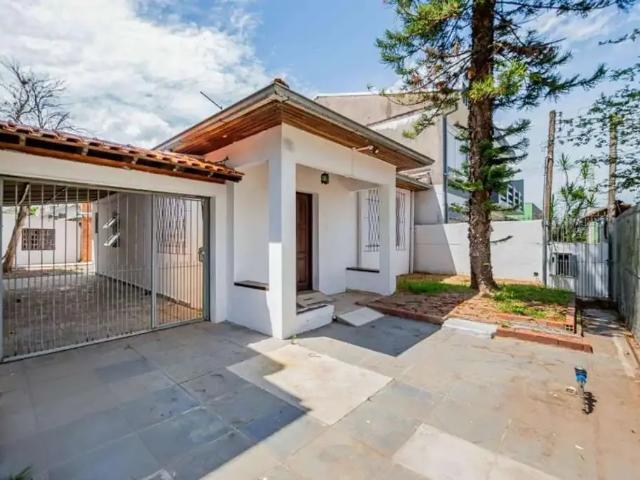 Casa / Sobrado para Venda em Porto Alegre/RS Ipanema 2 Quartos