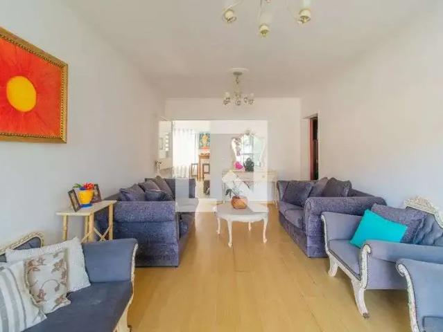 Casa / Sobrado para Venda em Porto Alegre/RS Ipanema 2 Quartos