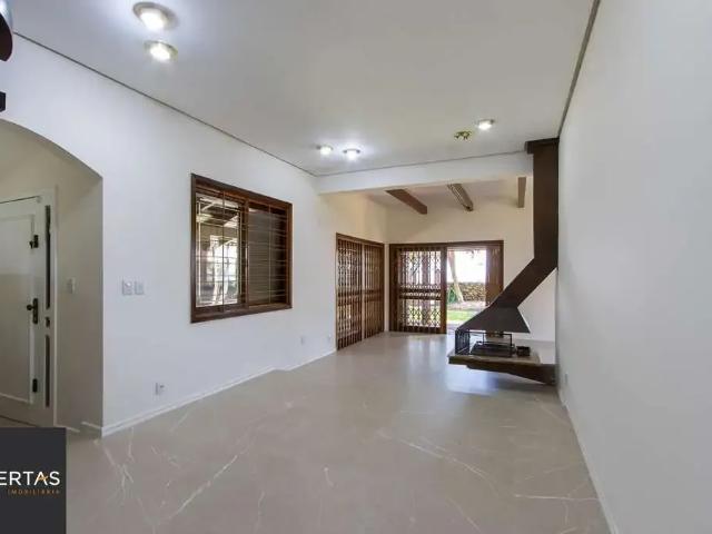 Casa / Sobrado para Venda em Porto Alegre/RS Ipanema 2 Quartos