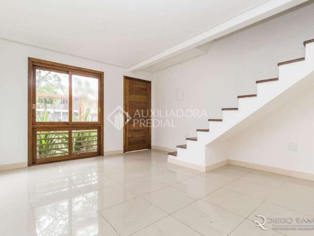 Casa / Sobrado para Venda em Porto Alegre/RS Ipanema 2 Quartos