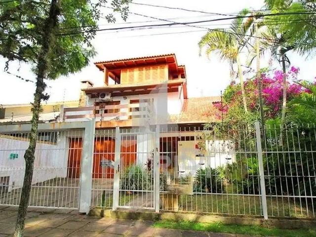 Casa / Sobrado para Venda em Porto Alegre/RS Ipanema 3 Quartos