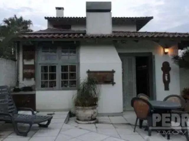 Casa / Sobrado para Venda em Porto Alegre/RS Ipanema 3 Quartos
